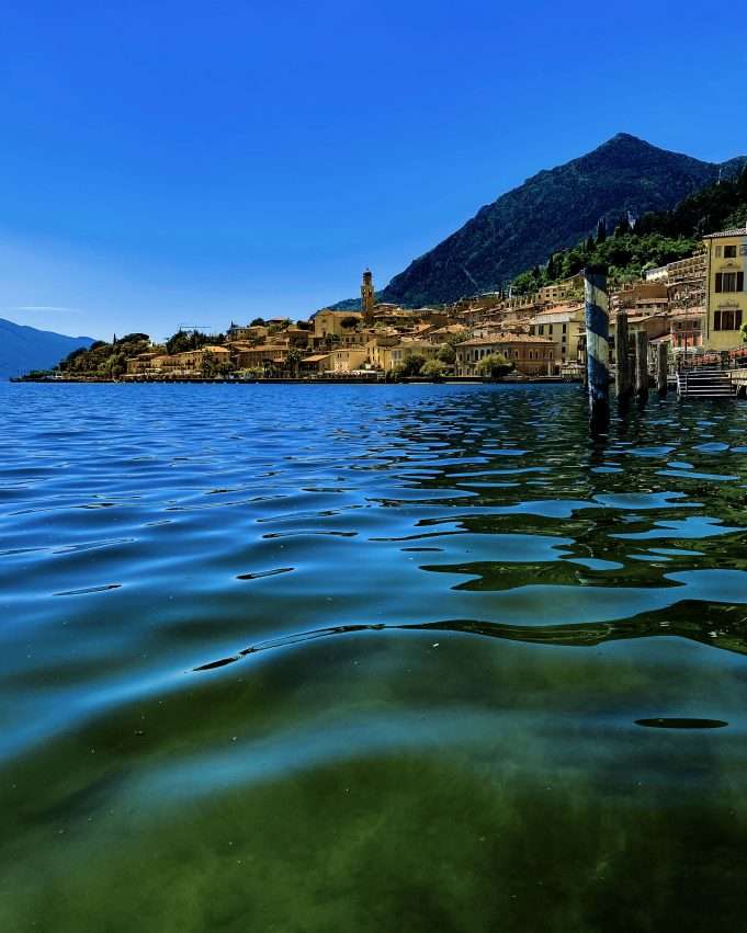 Limone sul Garda tra profumi e scorci mozzafiato. le città del lago di ...