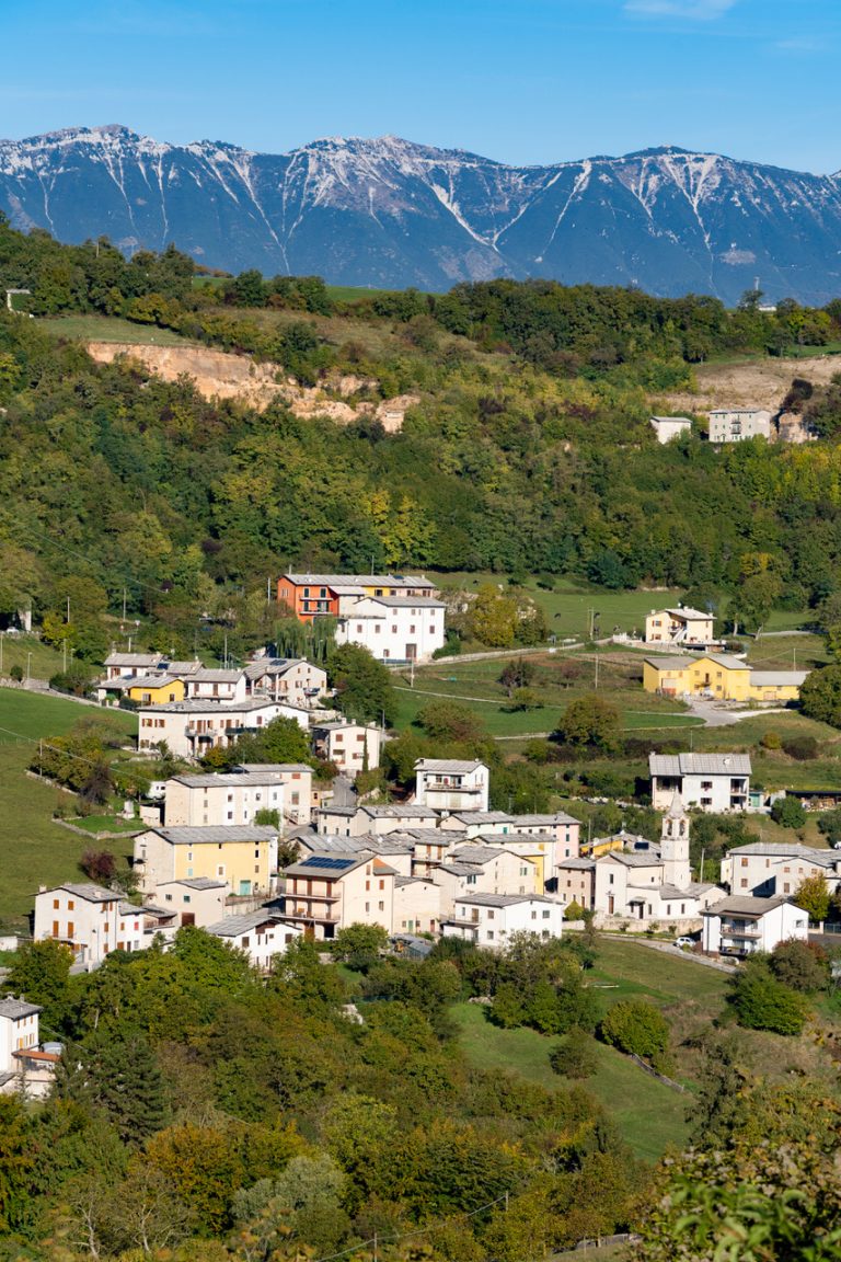 Tour della Lessinia: tutti i luoghi simbolo da visitare.