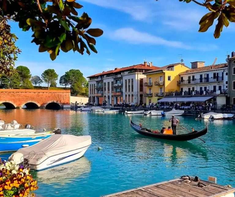 Peschiera del Garda: Fortress Town & Canals