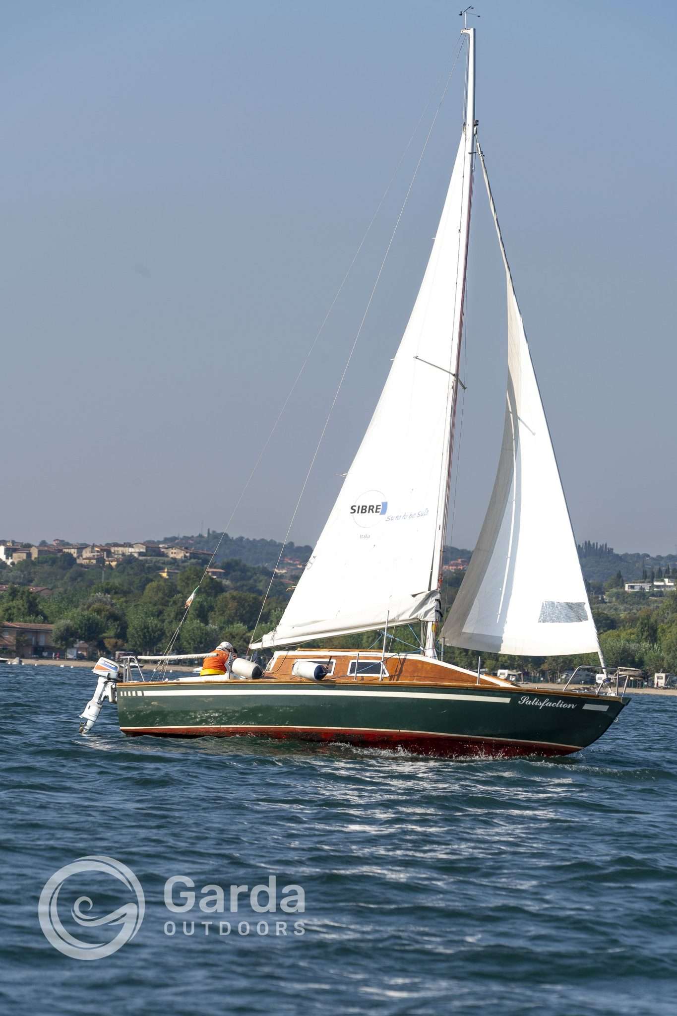 San Felice del Benaco: Guide to the Beaches, Island, and Quiet Charm