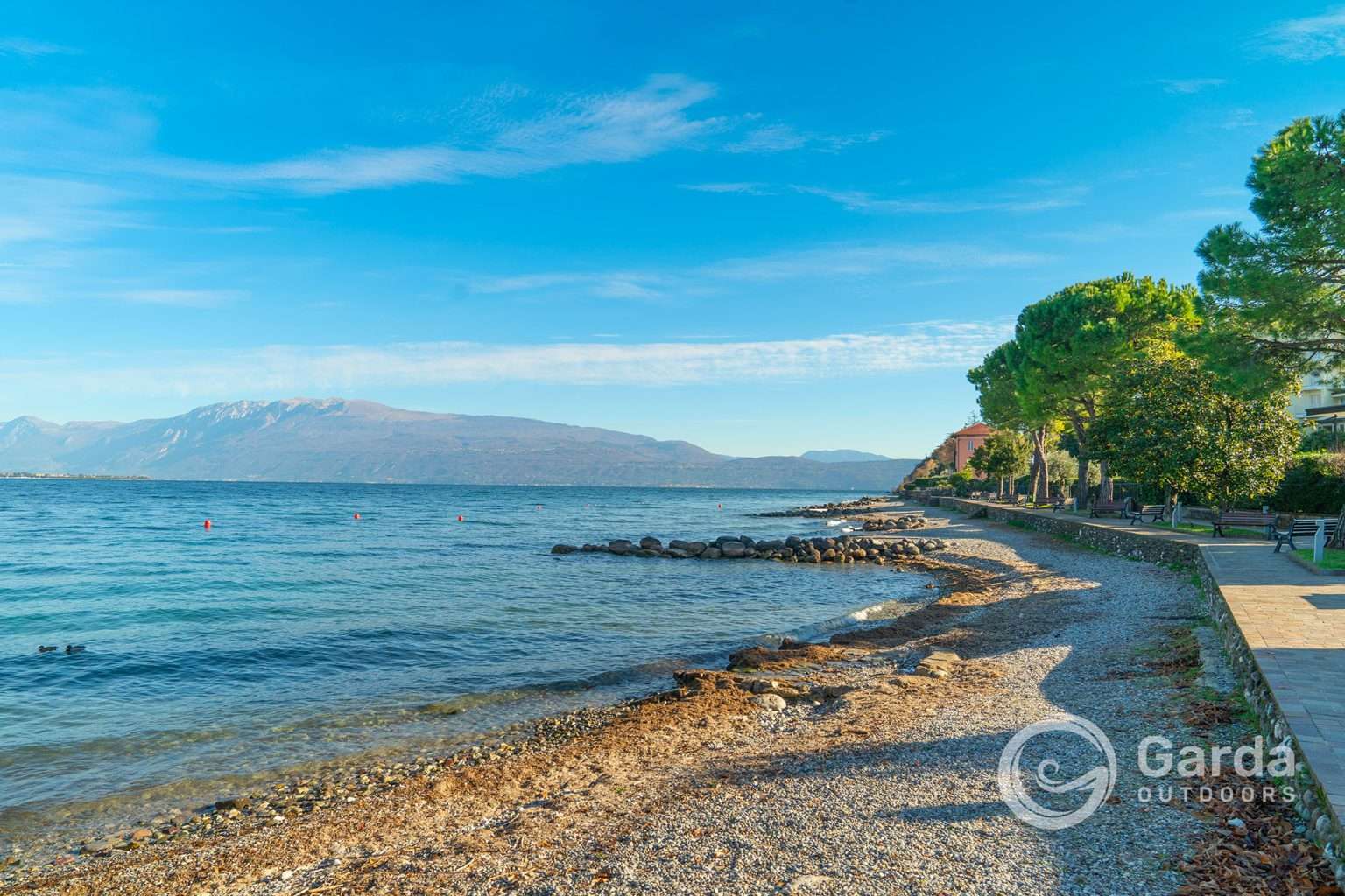 San Felice del Benaco: Guide to the Beaches, Island, and Quiet Charm